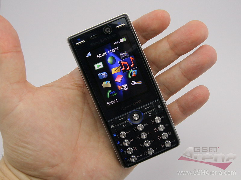 Sony Ericsson K810 pictures, official photos