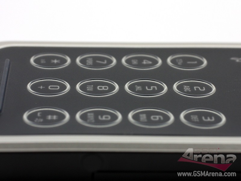 Sony Ericsson R306 Radio pictures, official photos