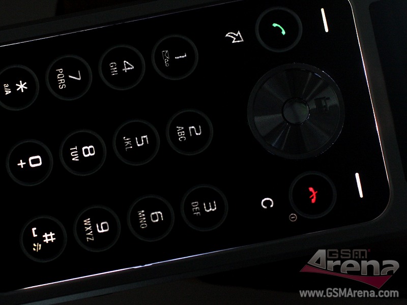 Sony Ericsson R306 Radio pictures, official photos