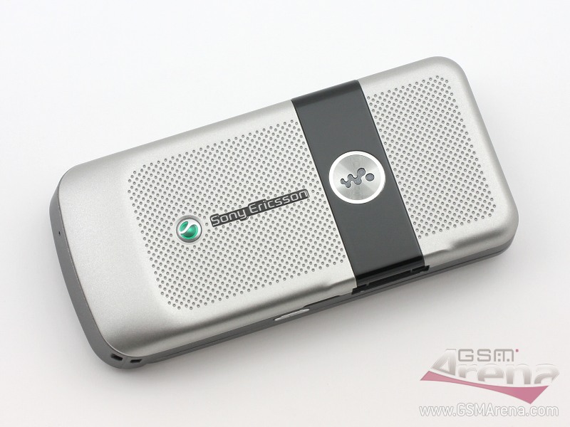 Sony Ericsson W760 pictures, official photos