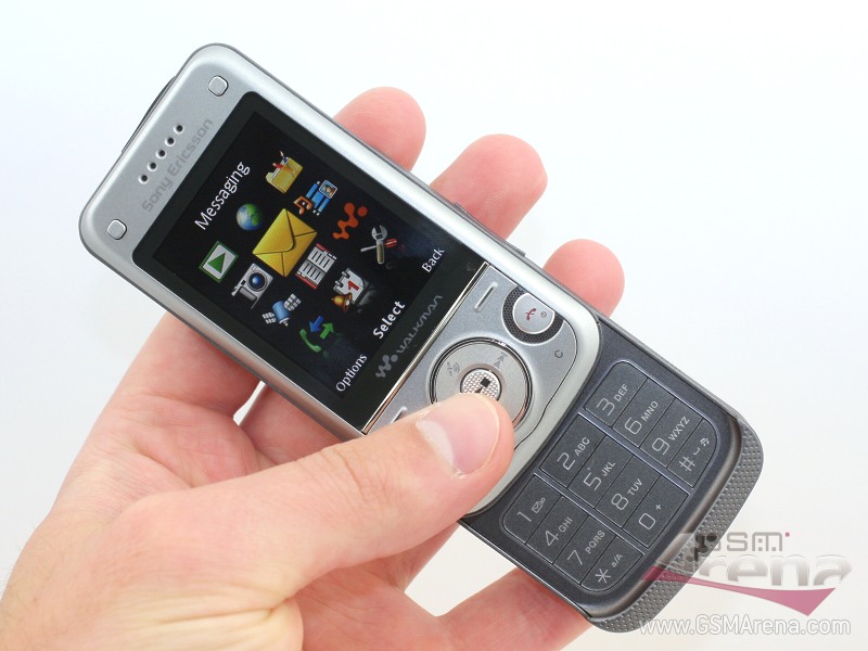 Sony Ericsson W760 pictures, official photos