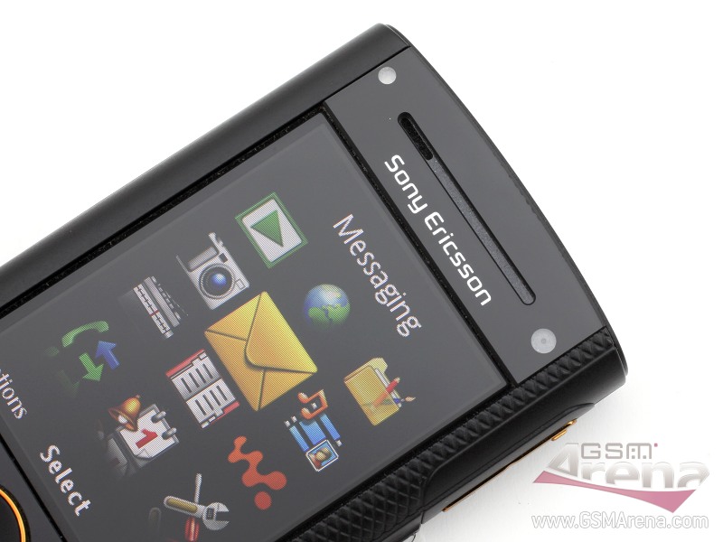 Sony Ericsson W902 pictures, official photos