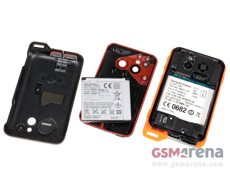 Sony Ericsson Xperia active pictures, official photos