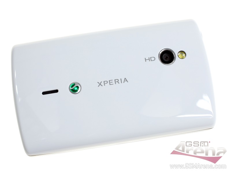 Sony Ericsson Xperia mini pro pictures, official photos