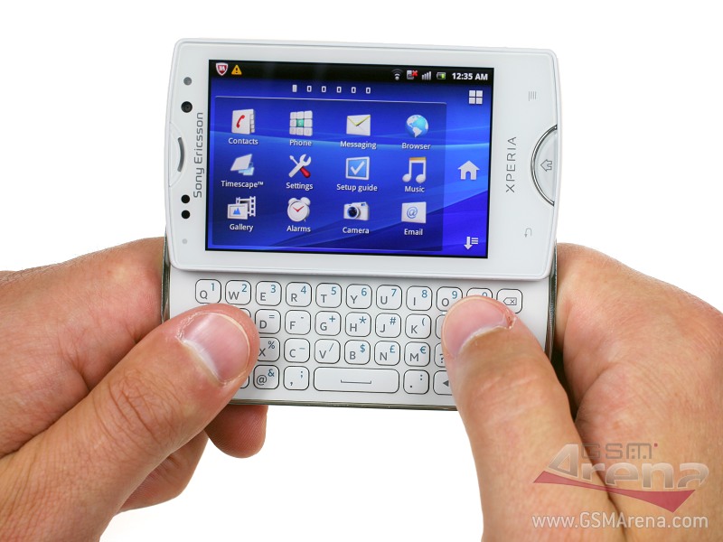 Sony Ericsson Xperia mini pro pictures, official photos