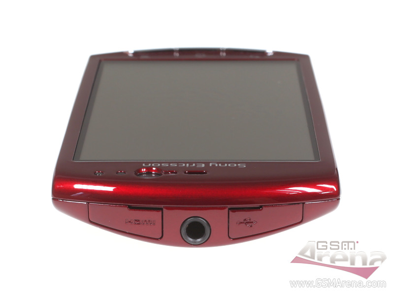Sony Ericsson Xperia Neo pictures, official photos