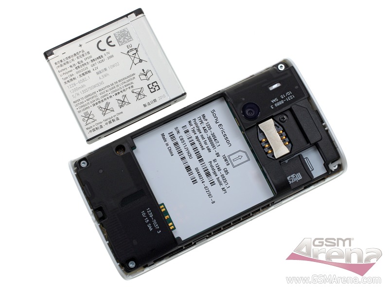 Sony Ericsson Xperia X8 pictures, official photos
