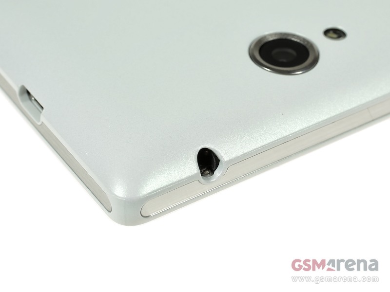 Sony Xperia C pictures, official photos