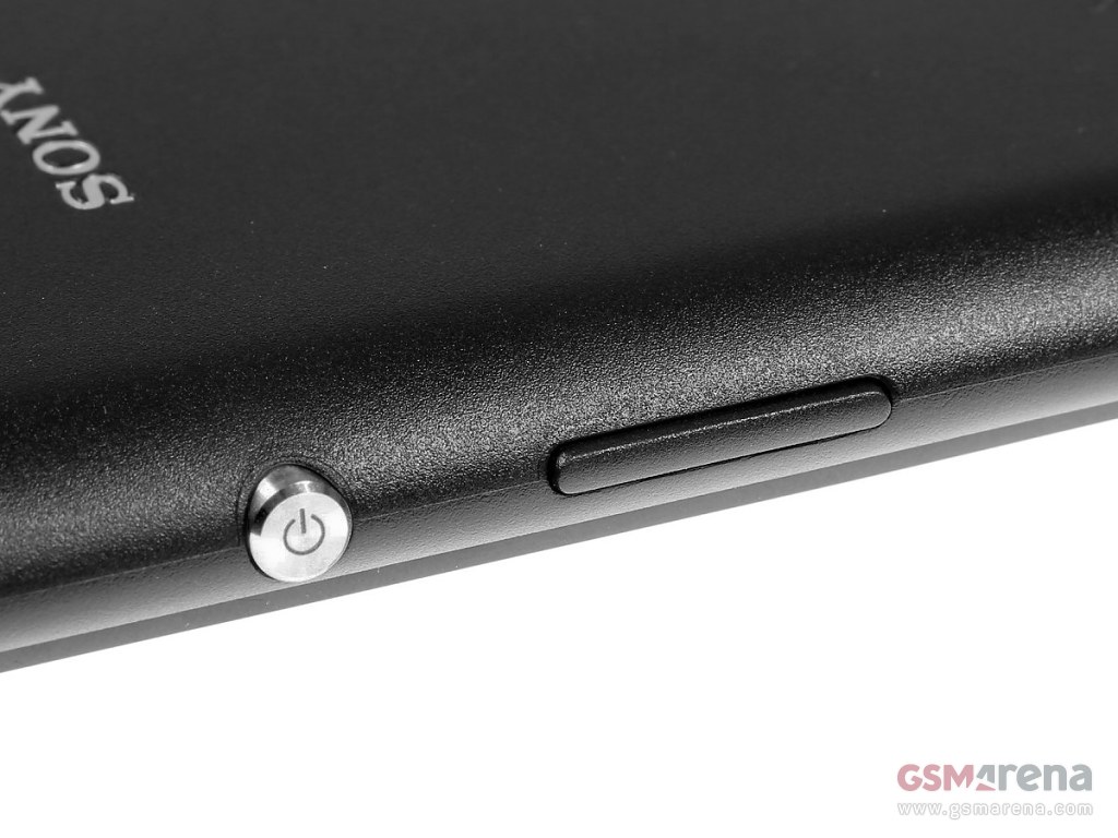 Sony Xperia E4 pictures, official photos