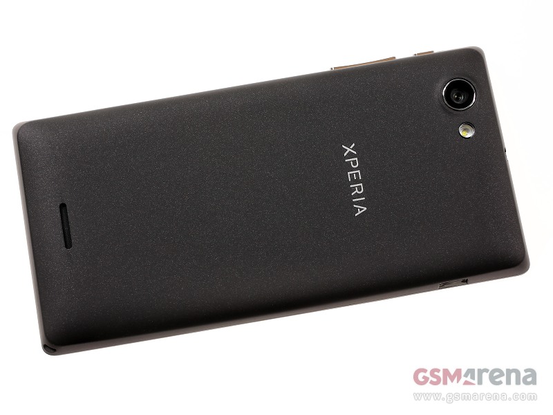 Sony Xperia J pictures, official photos