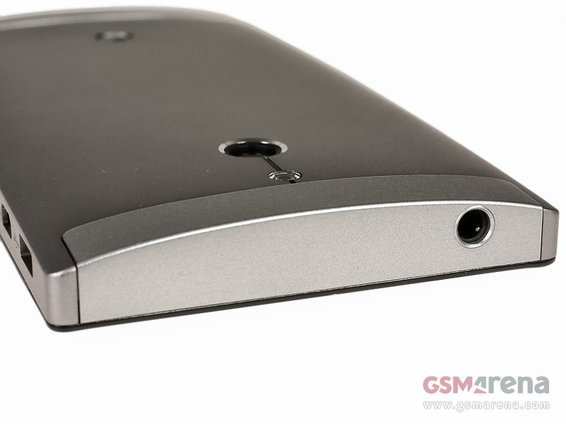 Sony Xperia P pictures, official photos