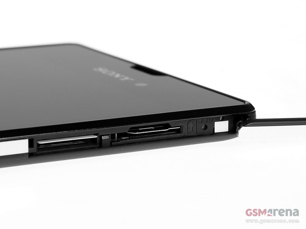 Sony Xperia T3 pictures, official photos