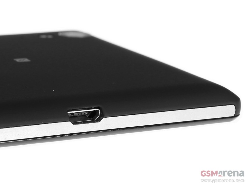 Sony Xperia T3 pictures, official photos