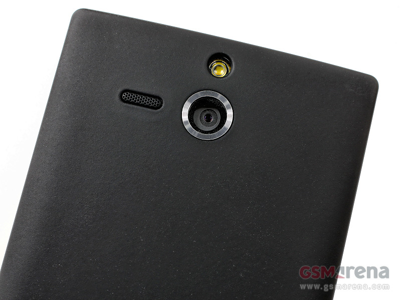 Sony Xperia U pictures, official photos