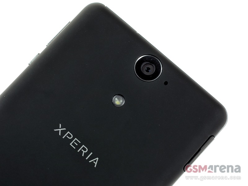Sony Xperia V pictures, official photos