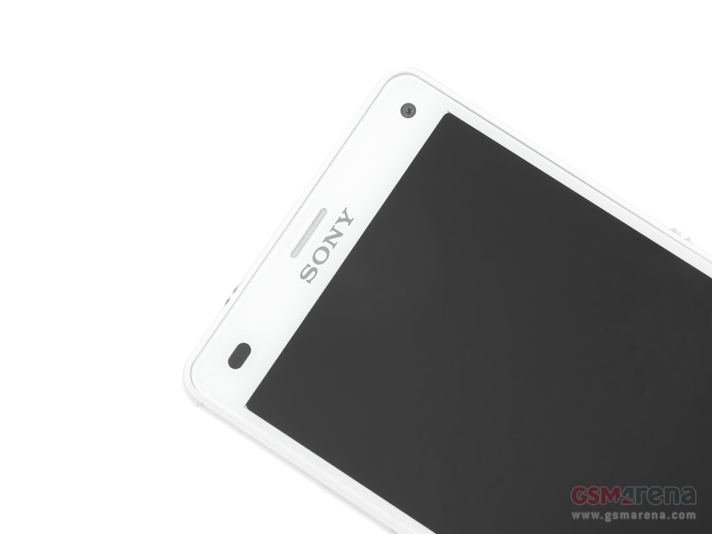 Sony Xperia Z3 Compact pictures, official photos