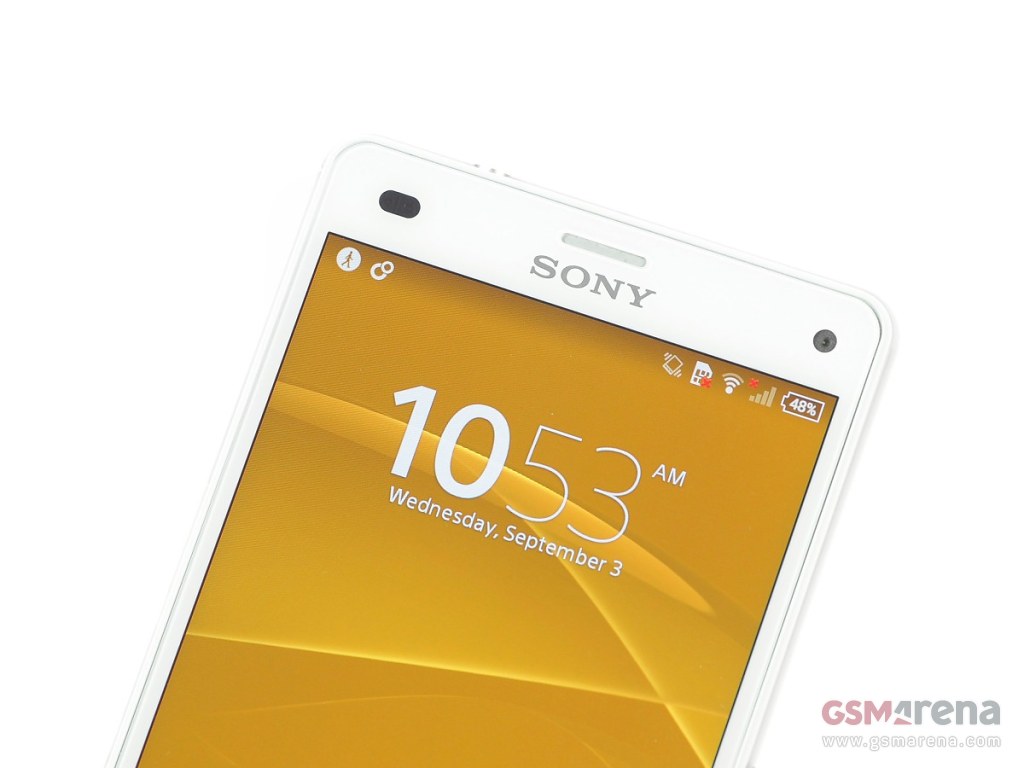 Sony Xperia Z3 Compact pictures, official photos