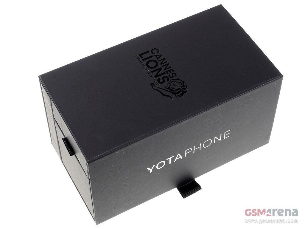 Yota YotaPhone 2 pictures, official photos